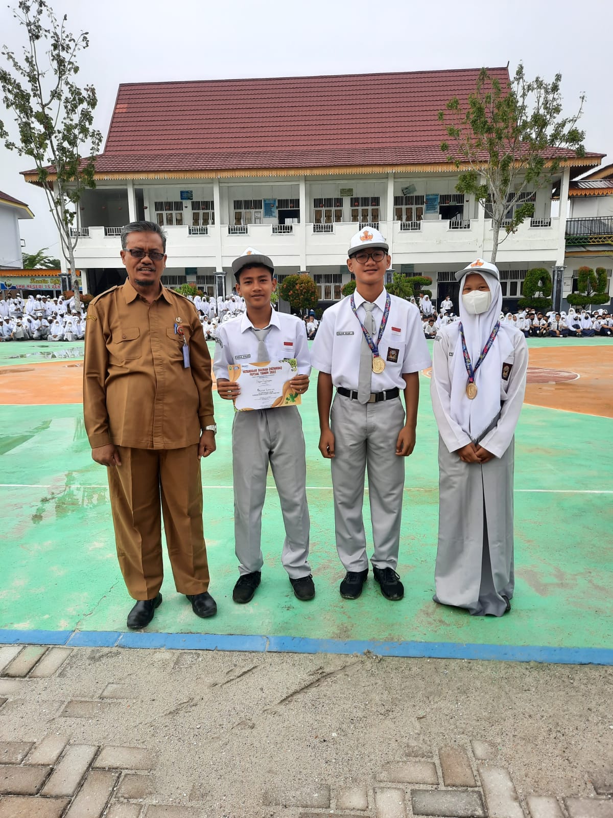 PRESTASI TERBARU - SMA Negeri 15 Pekanbaru